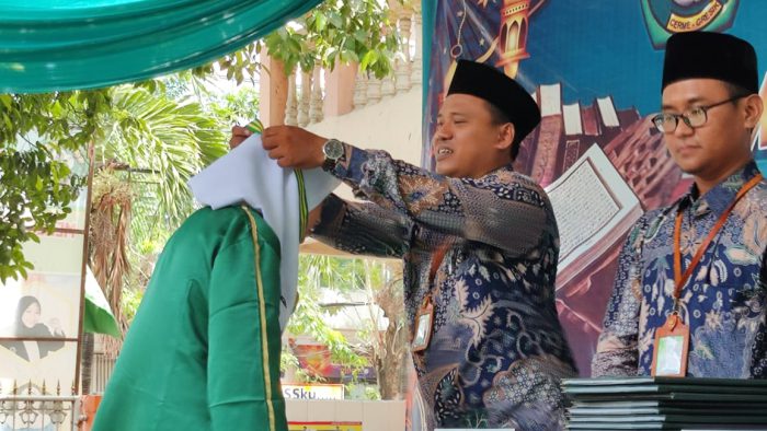 Khotmil Quran Imtihan dan Milad Ke-1 serta Wisuda Tahfidz TPQ SMP YPI Darussalam 1 Cerme ...