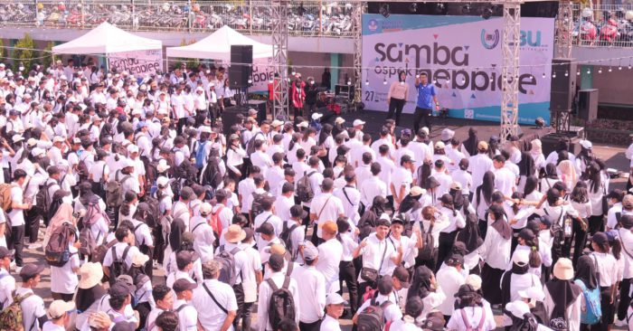 Universitas Insan Budi Utomo Malang Sambut Ribuan Mahasiswa Baru 'Samba ... Universitas Insan Budi Utomo Malang Sambut Ribuan Mahasiswa Baru 'Samba ...