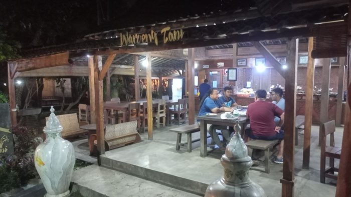 Warung Tani Dau, Sensasi Kuliner Pedesaan Malang - Javasatu.com