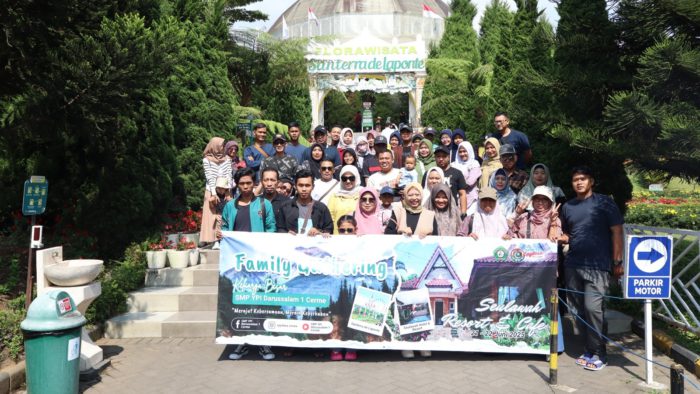 Family Gathering SMP YPI Darussalam 1 Cerme, Pererat Kebersamaan di ...